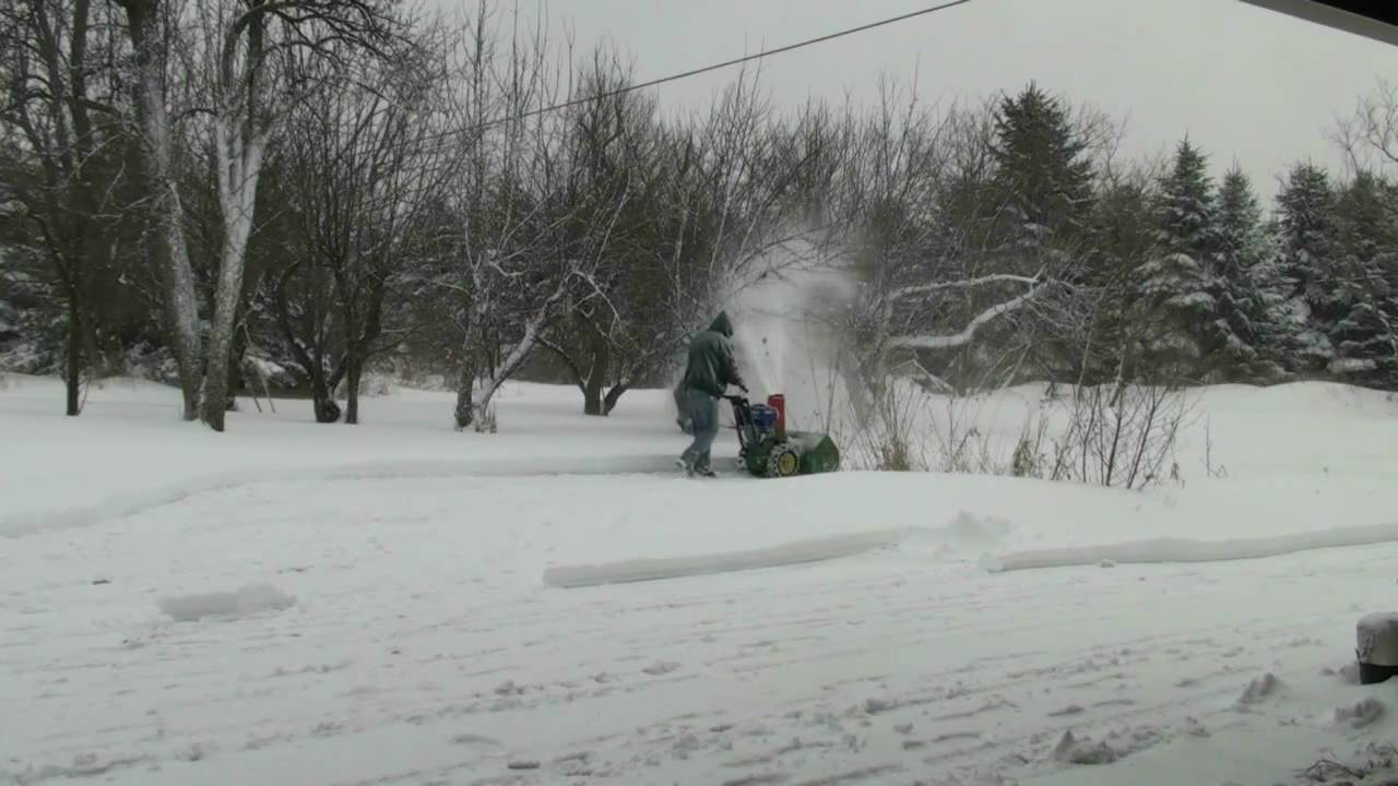 John Deere 1032 Modified Snow Blower Chute Upgrade - YouTube