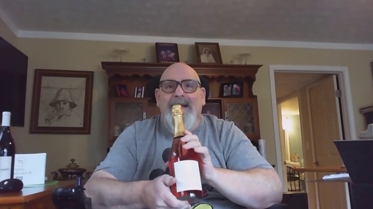 James D Doyle Wine Ambassador Christmas unboxing December 2020 - YouTube