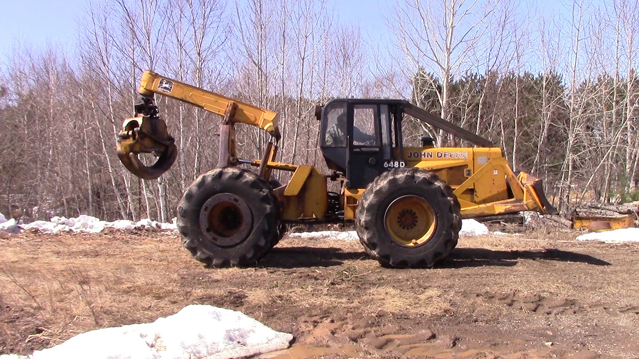 John Deere Grapple Skidder
