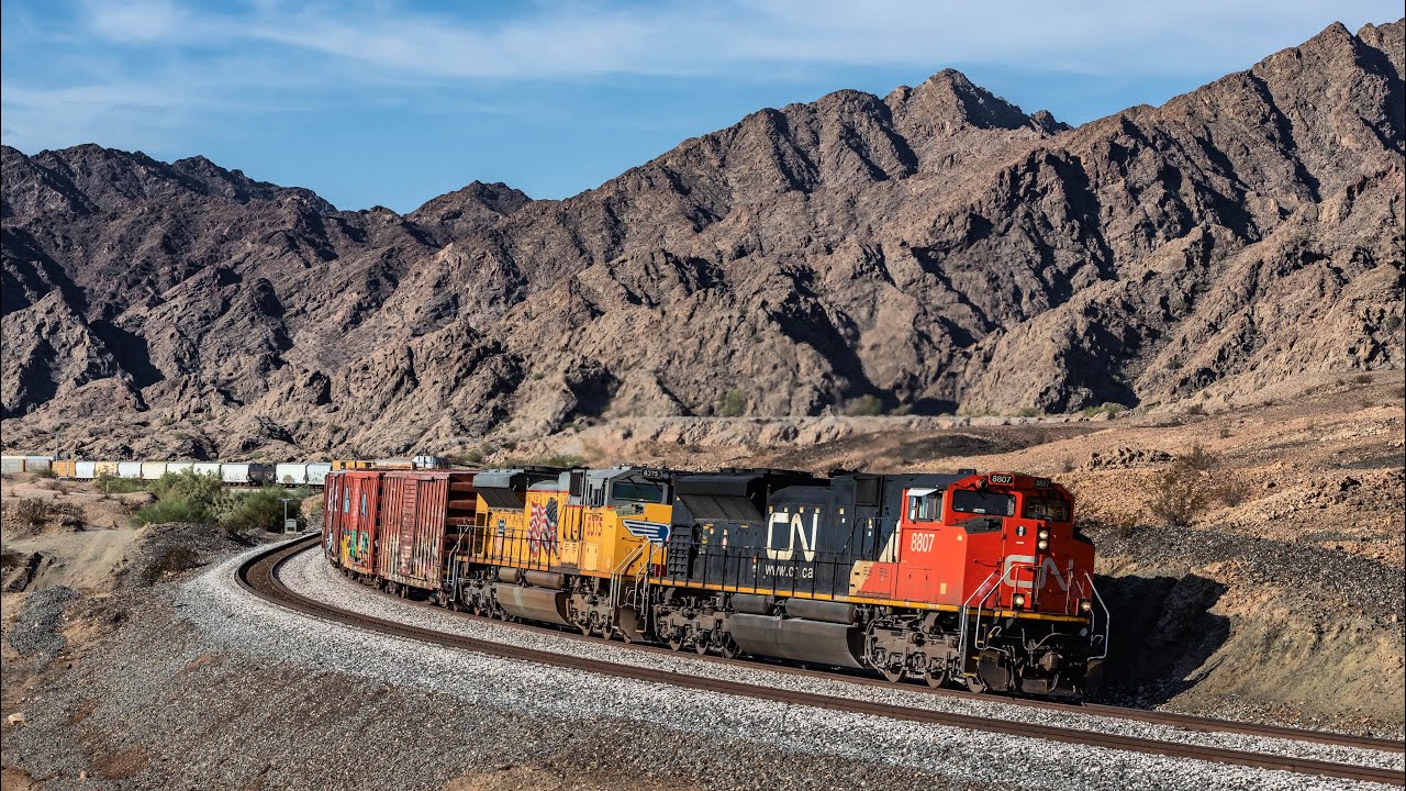 [4K] Canadian National invasion in Southern Arizona! - YouTube