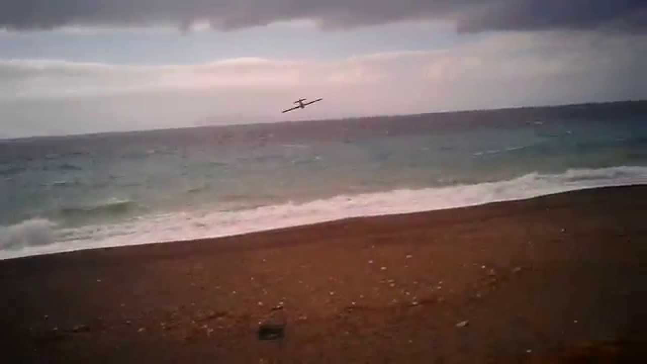 SLOPE SOARING AT THE BEACH 6 - YouTube