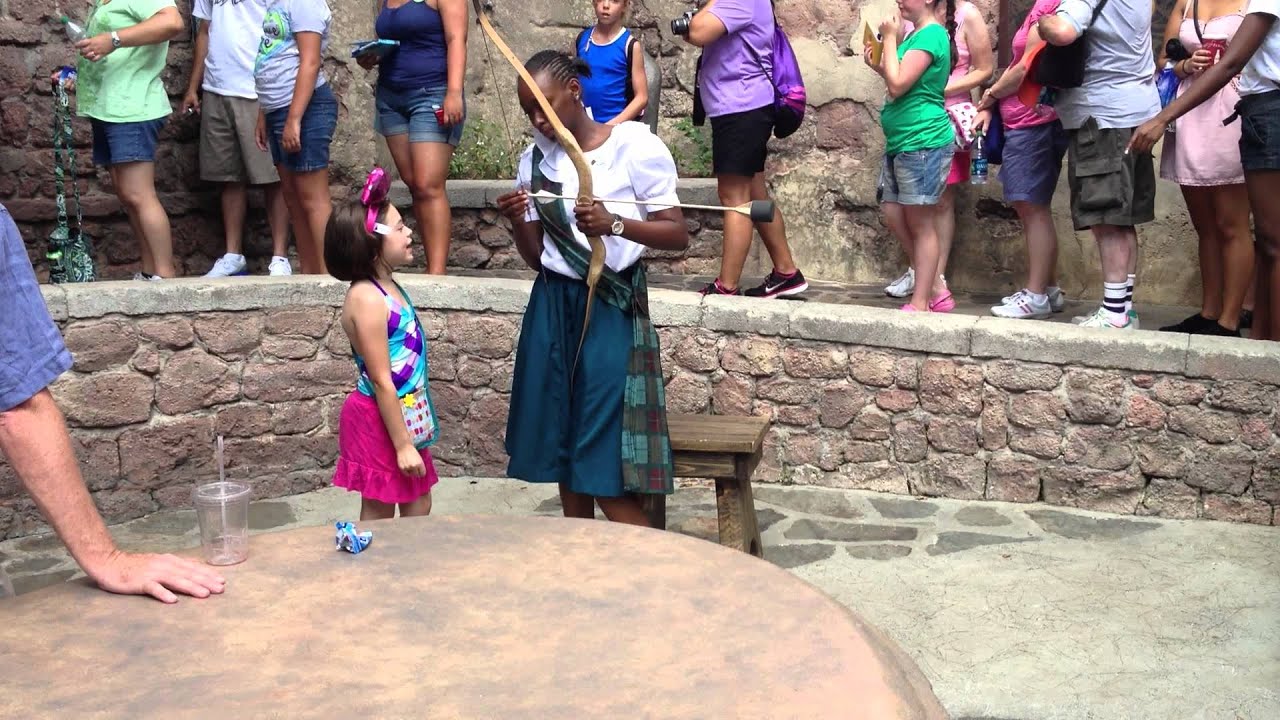 Walt Disney World - Magic Kingdom - Archery with Princess Merida from ...