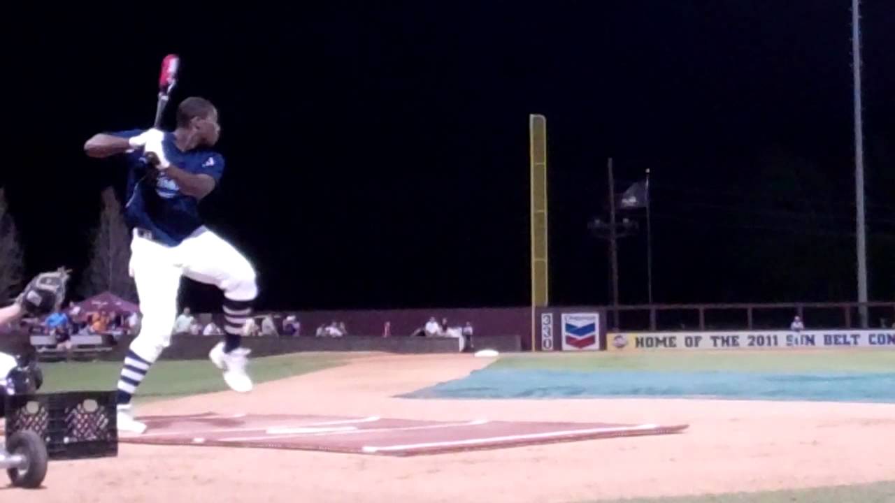 FIU's Jabari Henry SBC HR Derby Round 2 - YouTube