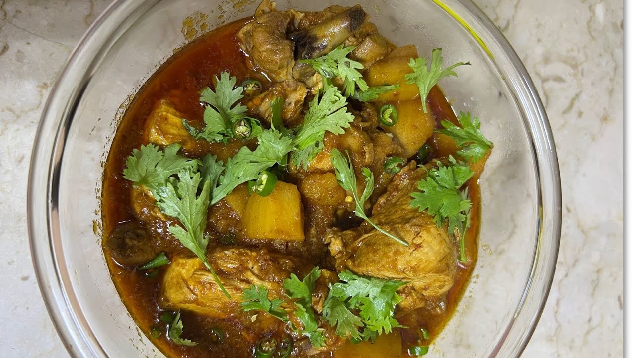 Aaloo Chicken Curry || Chicken Aaloo Shorba || Aaloo Chicken Recipe ...