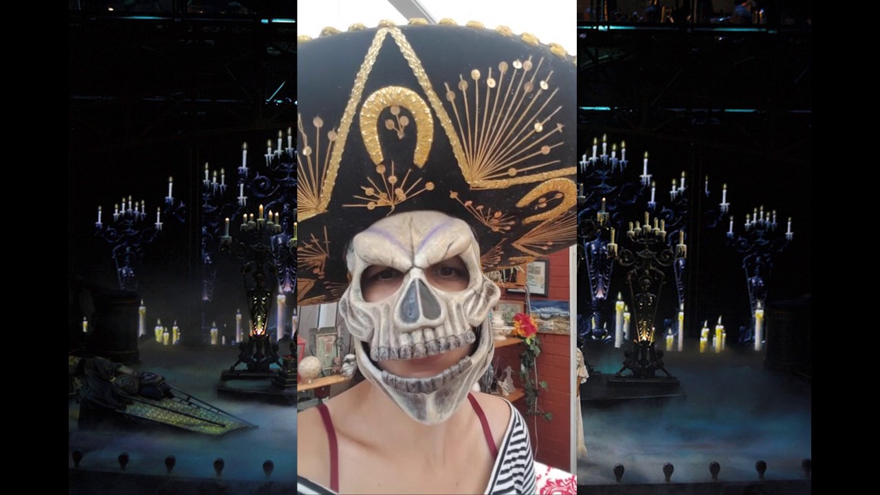 Moving jaw Red Death mask cosplay - YouTube