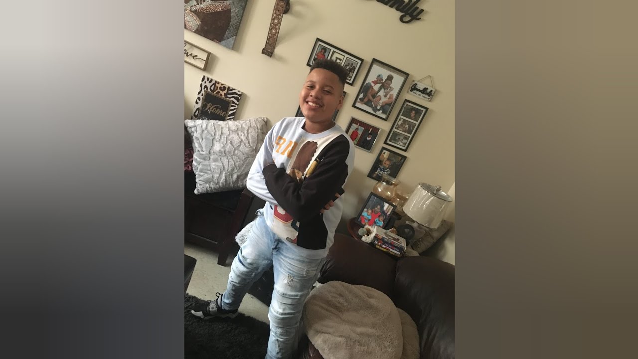 Kamarion Playing Star Wars On His Clarinet - YouTube