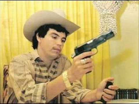 chalino sanchez que me entierren cantando