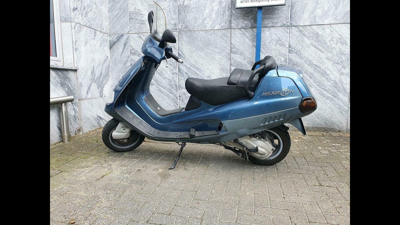 Probefahrt mit einer Piaggio Hexagon LXT 180 - YouTube