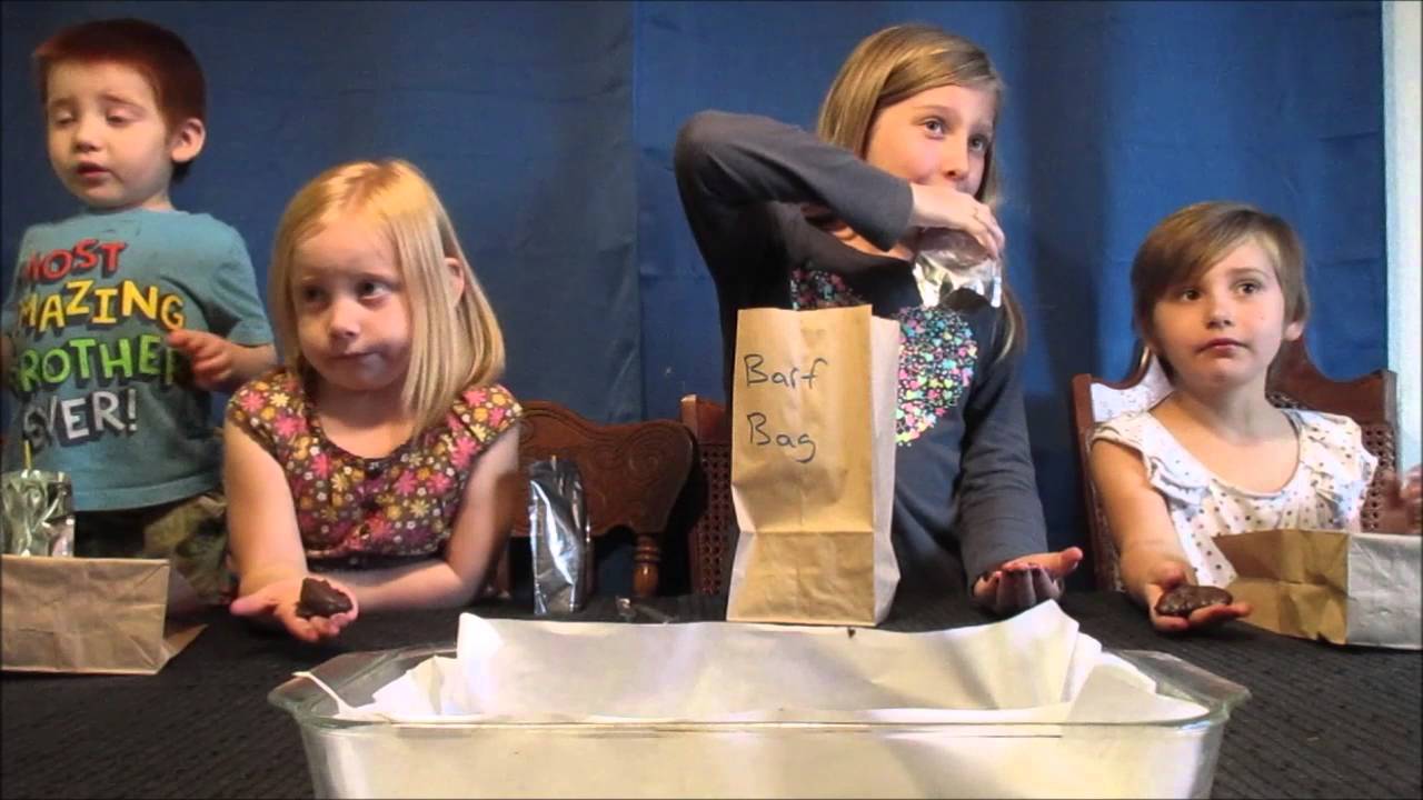 KIDS EAT BUGS COVERED IN CHOCOLATE? - YouTube