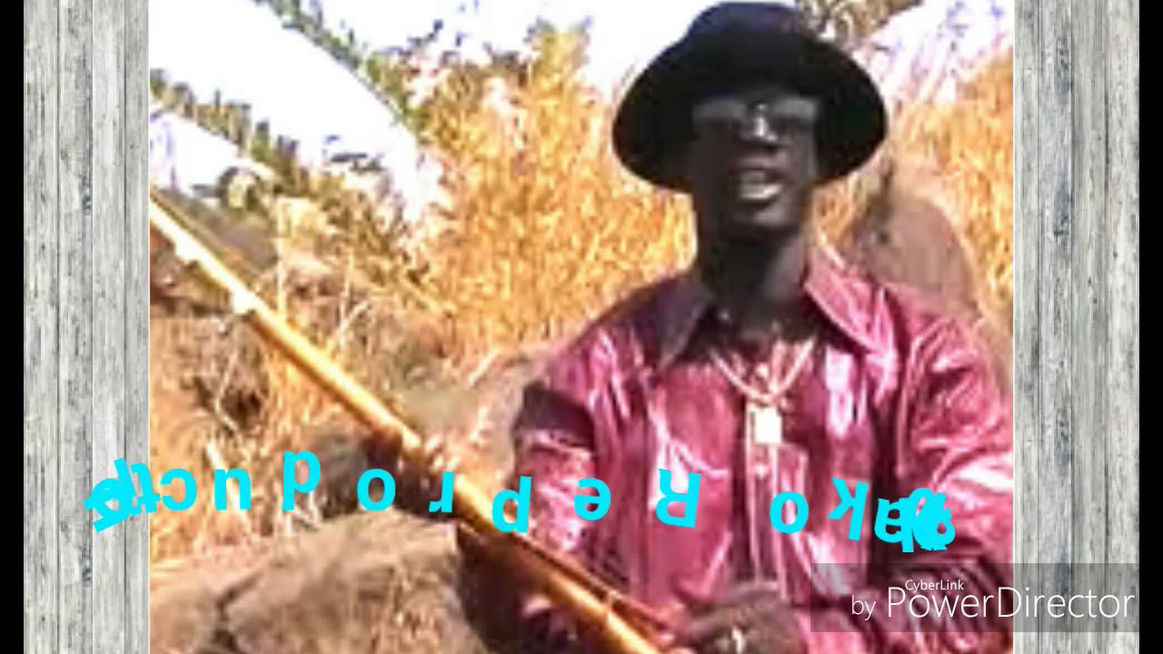 YORO DIALLO_DANS_ trois Chanson different - YouTube