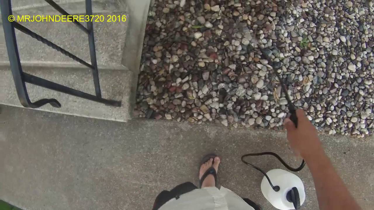 killing those red bugs! - YouTube