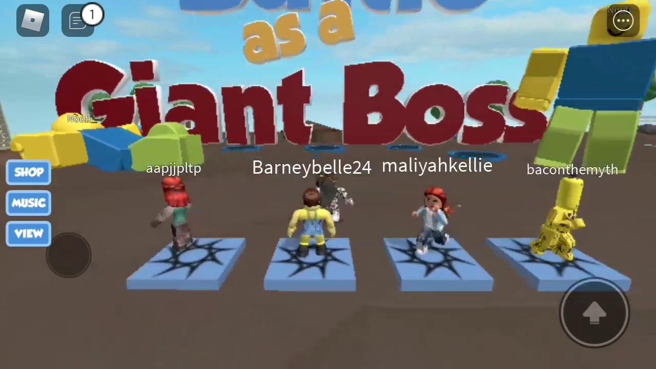 Playing battle as a giant boss - YouTube