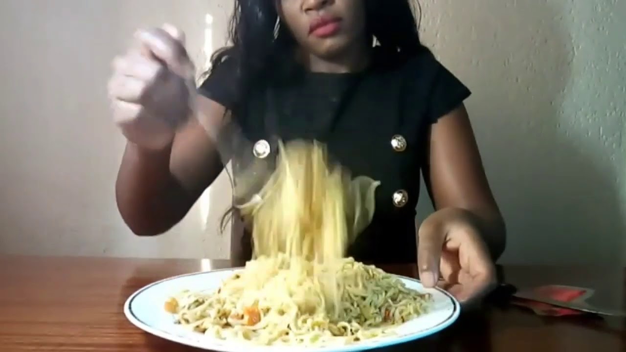 Cate asmr .most korean fire noodle ever - YouTube