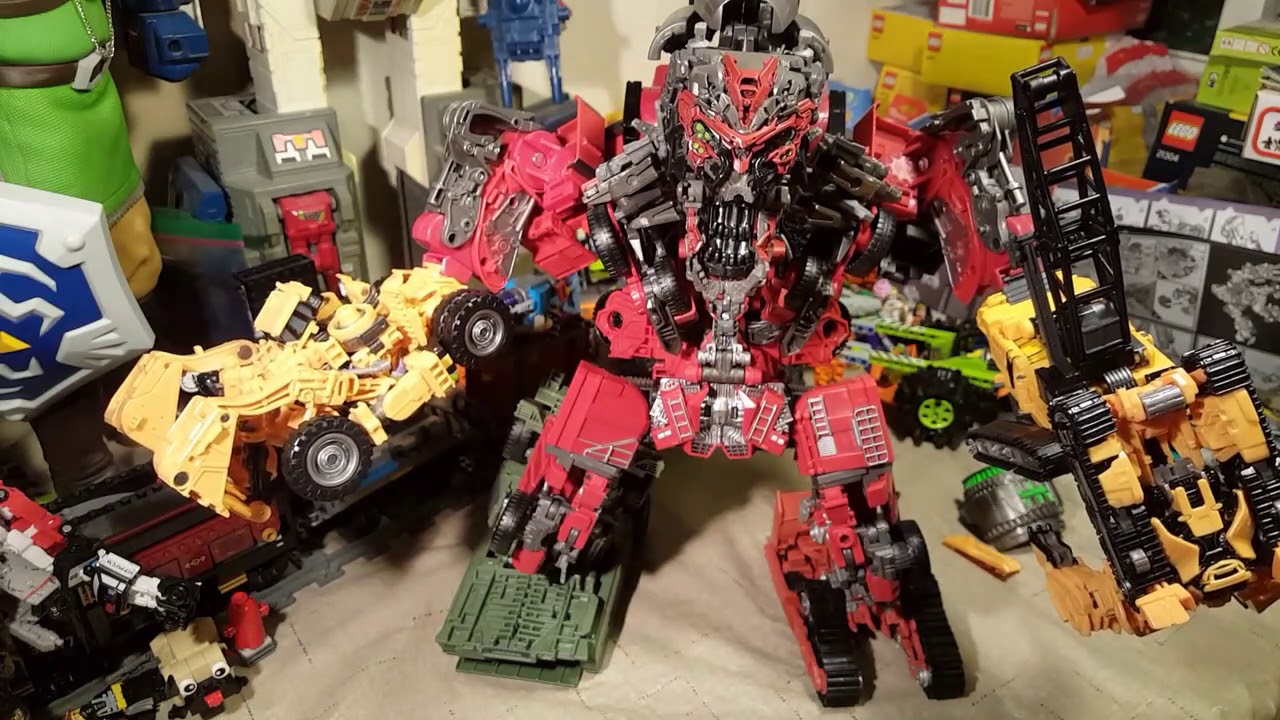 Transformers Studio Series Constructicon Devastator Review - YouTube