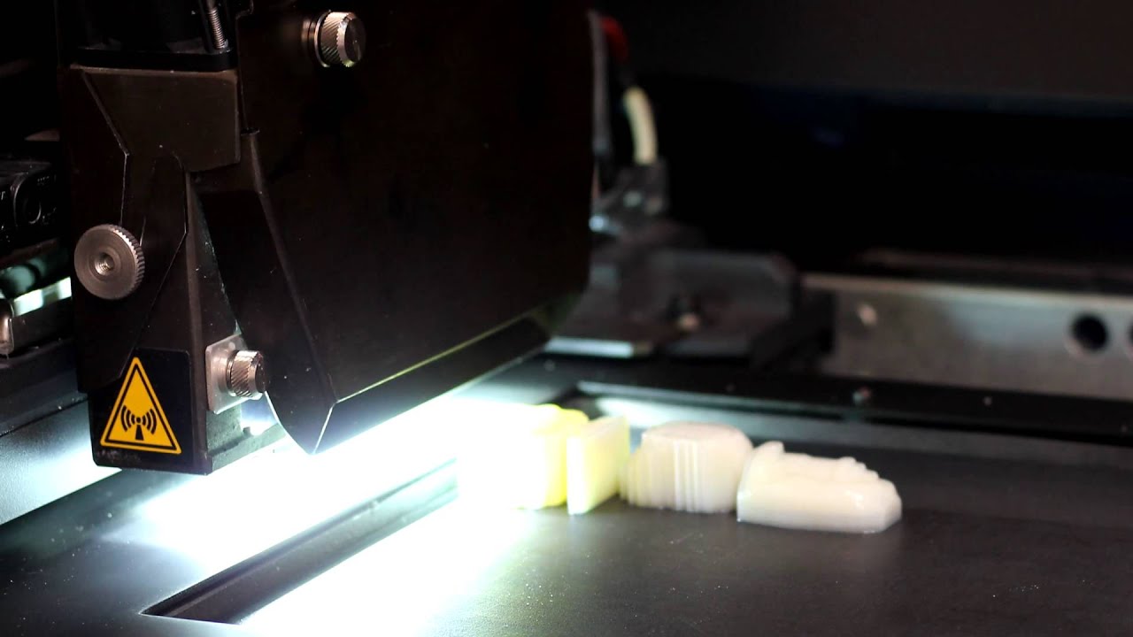 3D printing on the Objet 30 - YouTube