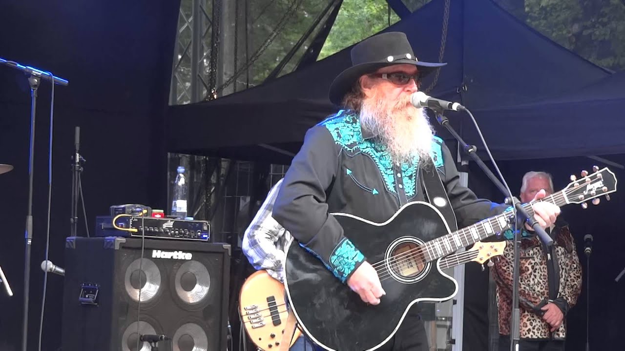 Larry Patton in Silkeborg DK 08/10/13 - Before the Next Teardrop Falls ...