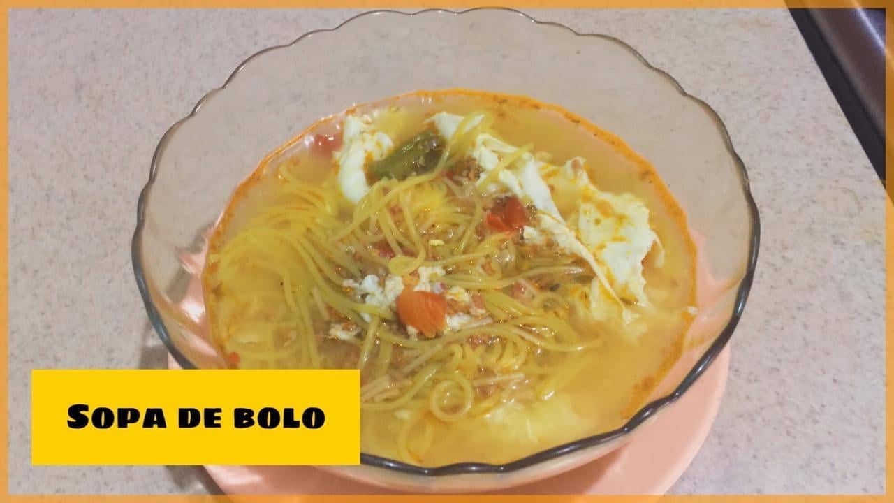 Sopa de bolo para la resaca / Cocina Salvadoreña - YouTube