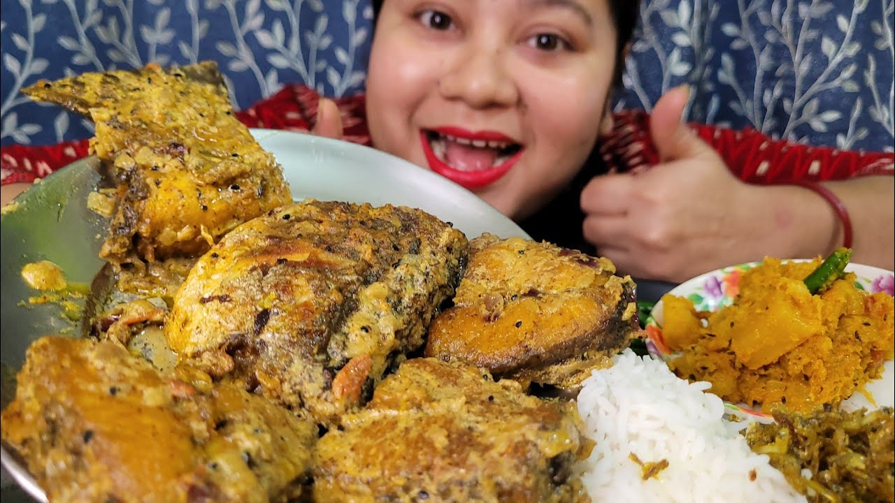 Eating Spicy Fish Curry|Mulo Ghonto|Asmr Eating Spicy Fish Curry ...