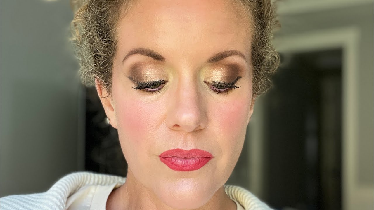 Eye Makeup Tutorial for Competition Cheer- Dynasty - YouTube