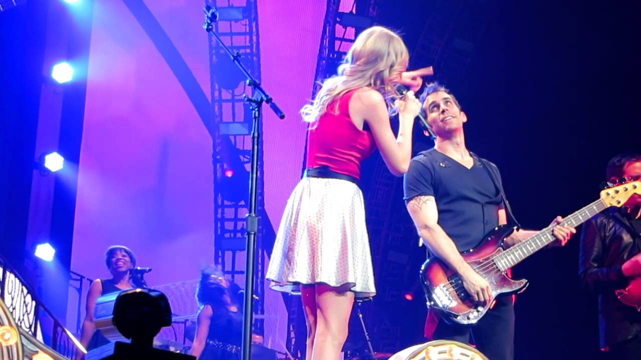 Taylor Swift "Stay Stay Stay" St. Louis 3-19-13 - YouTube