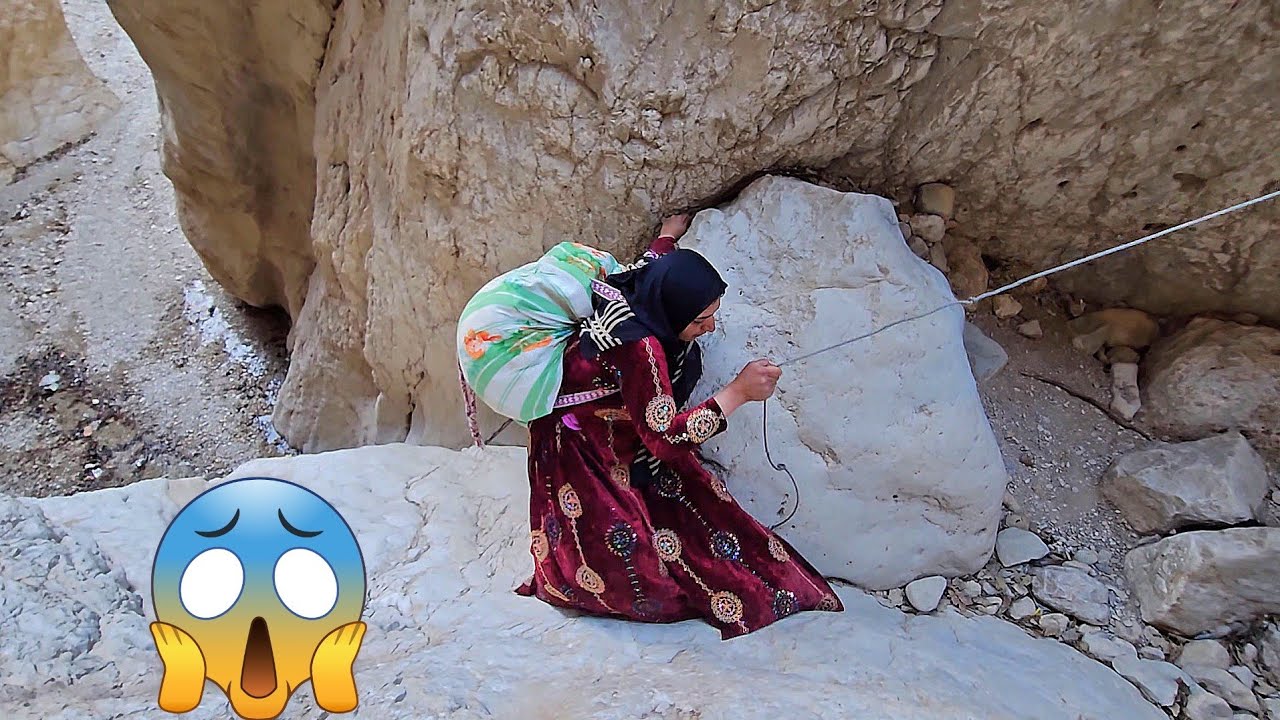 A nomadic woman on a difficult path😱😱 - YouTube