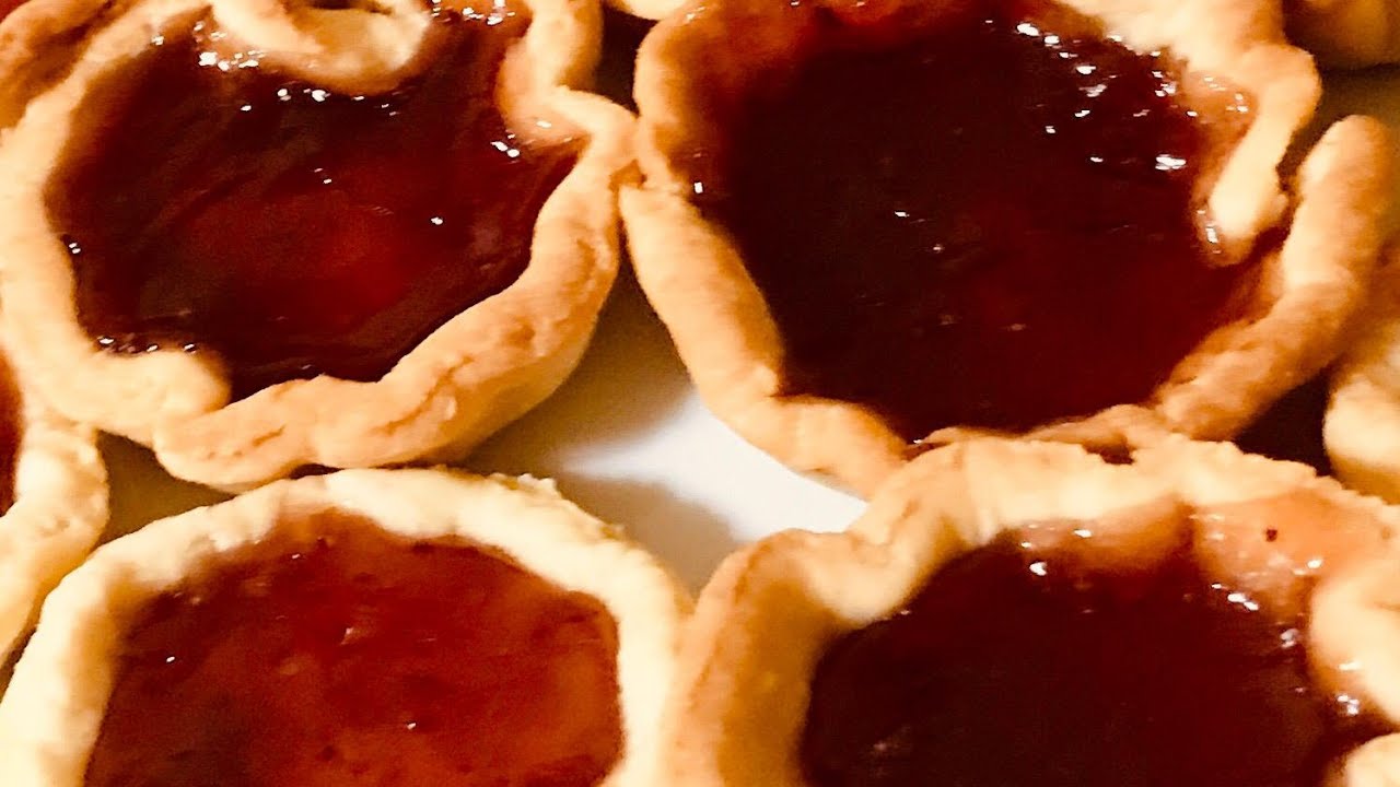 STRAWBERRY JAM TARTS l EASY JAM TART RECIPE - YouTube