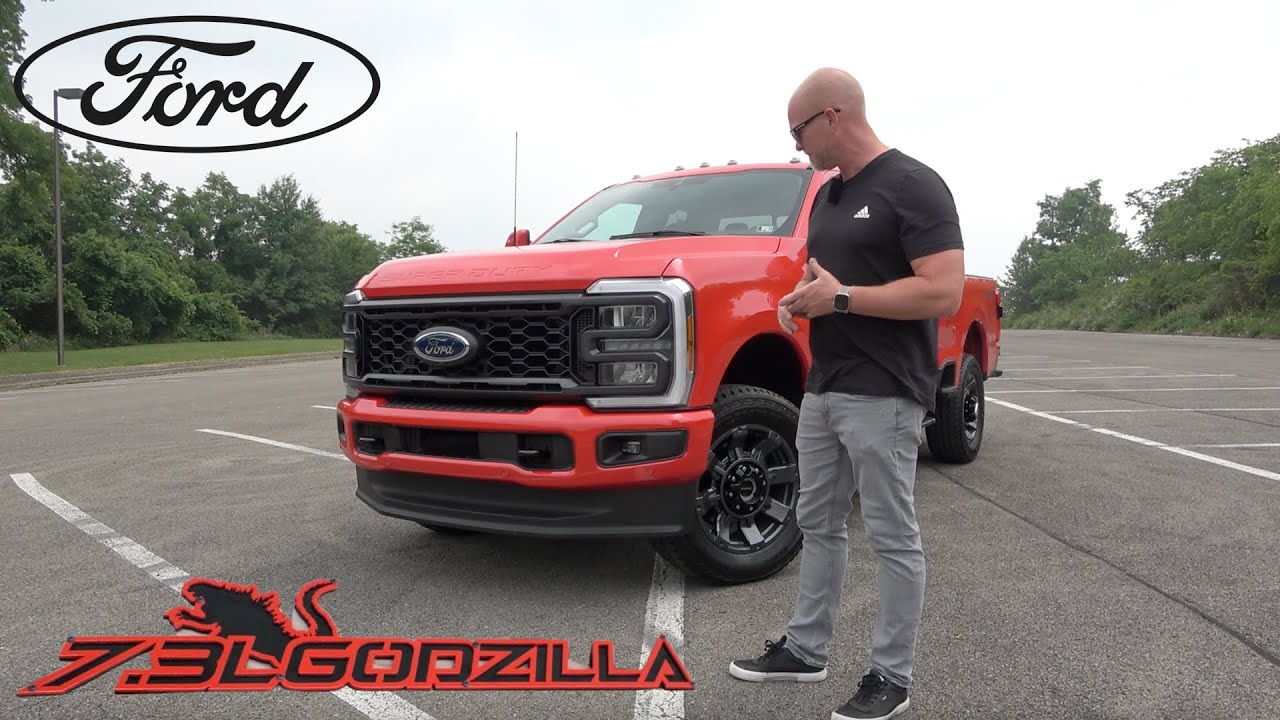 The 2023 Ford F-250 "Godzilla" Super Duty | 7.3L V8 - YouTube