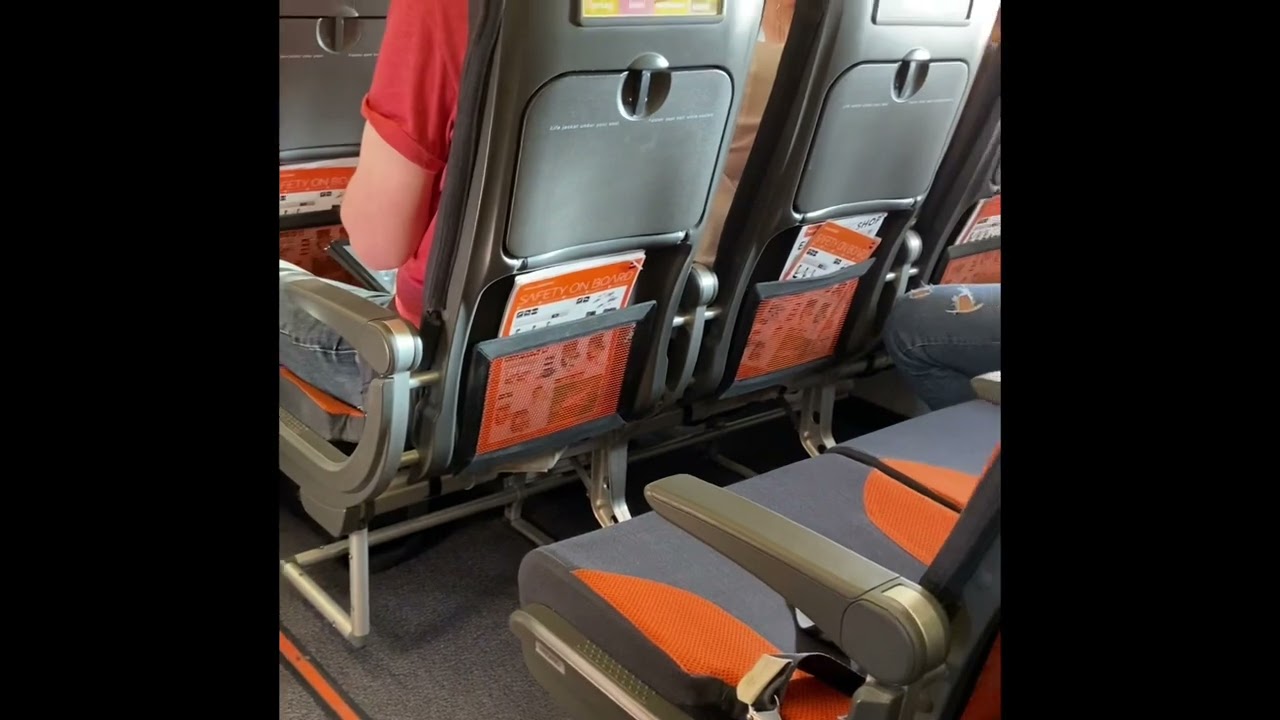 Easy jet standard seats - YouTube