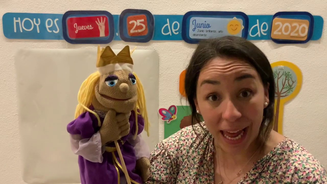 La Princesa Penélope nos explica lo que es el cole de mayores - YouTube