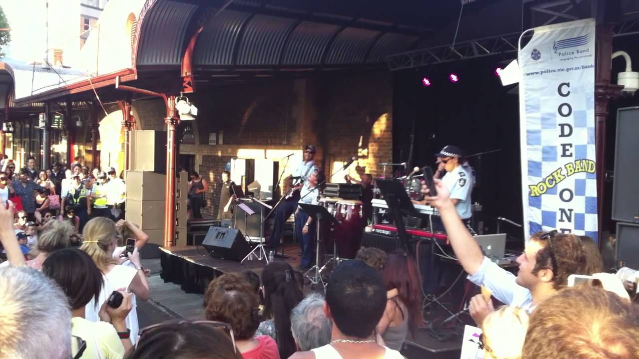 Vic Police Band @ Queen Victoria Market - YouTube