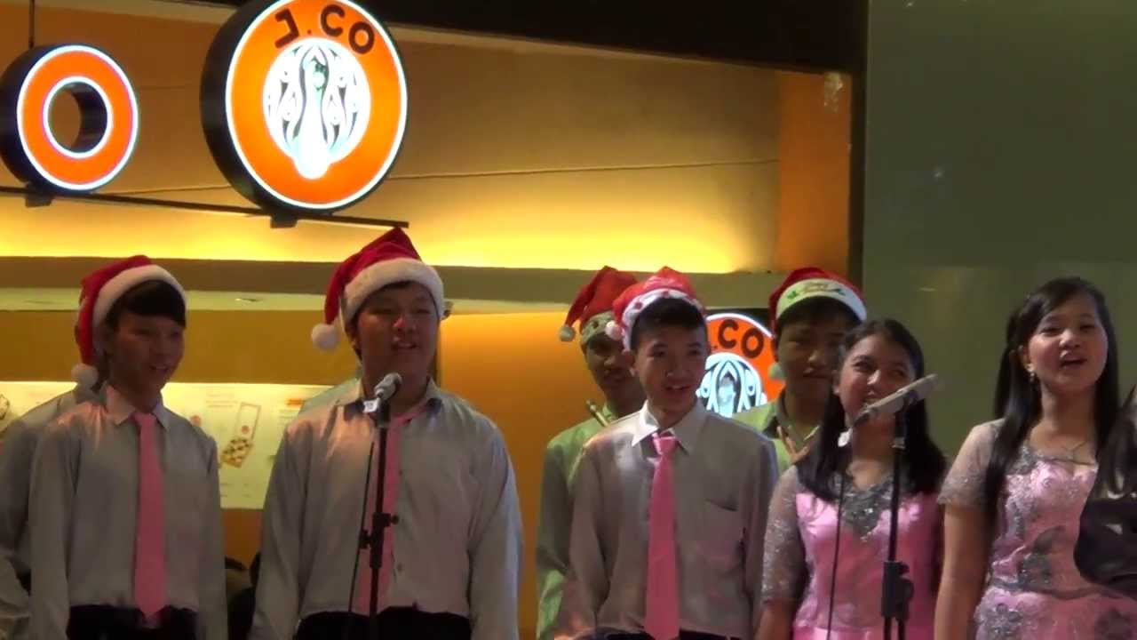 Jingle Bells (Jonathan Rathbone) - SMA 9 Binsus Menado - YouTube