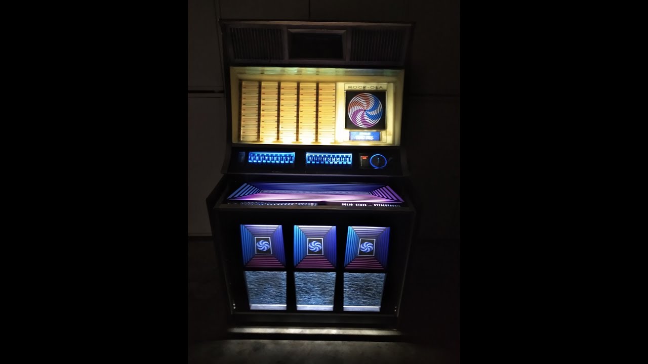 Jukebox Rock-ola 445 - YouTube