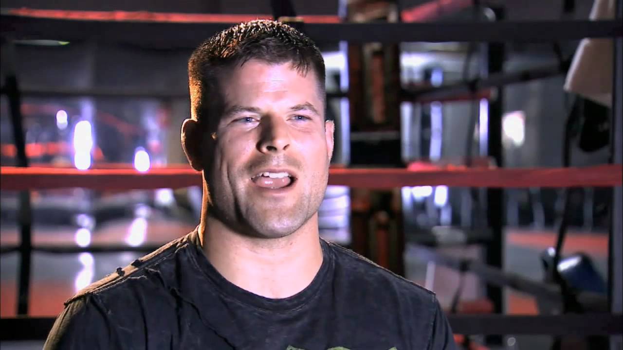 Brian Stann vs. A Fly - YouTube