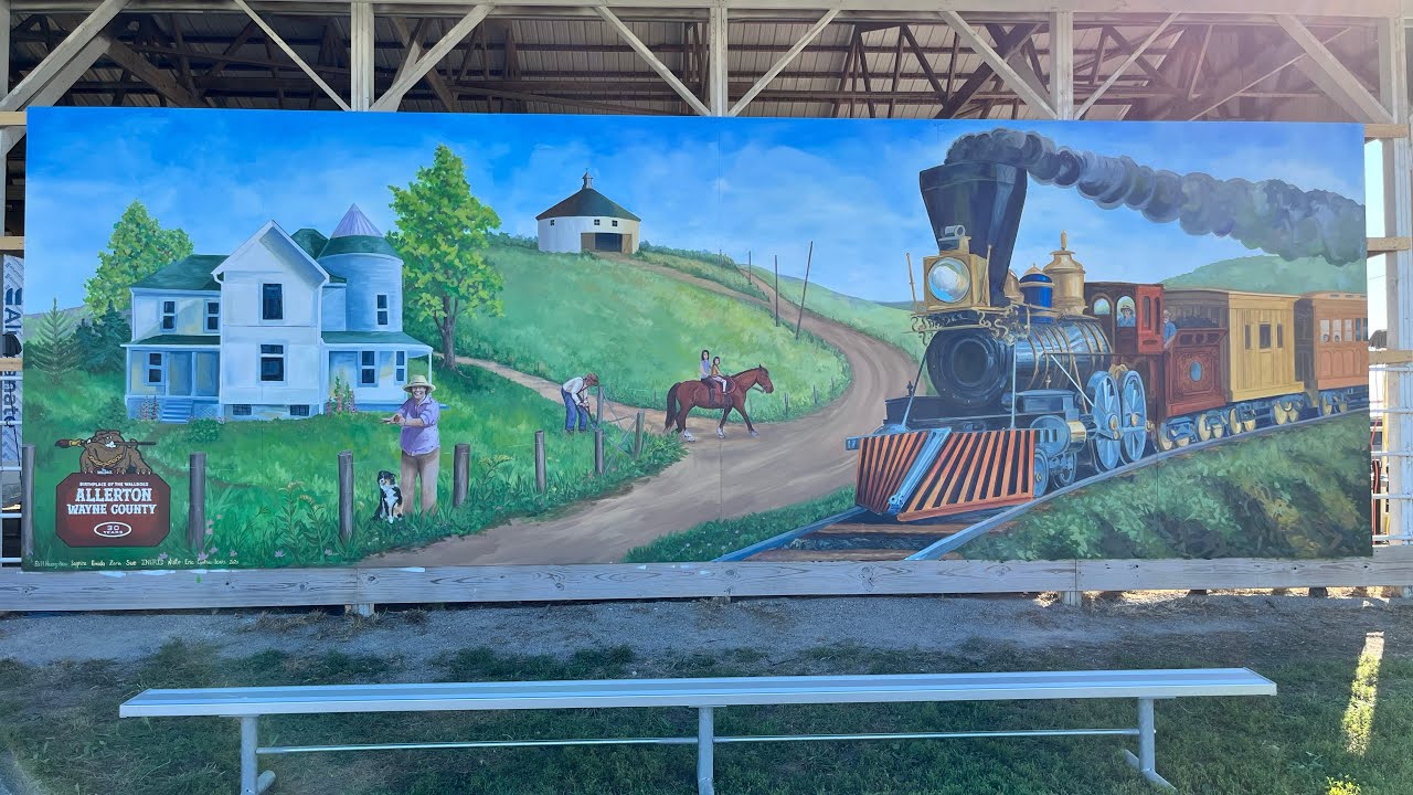 The Round Barn Mural - Walldogs, Wayne County, Iowa - YouTube