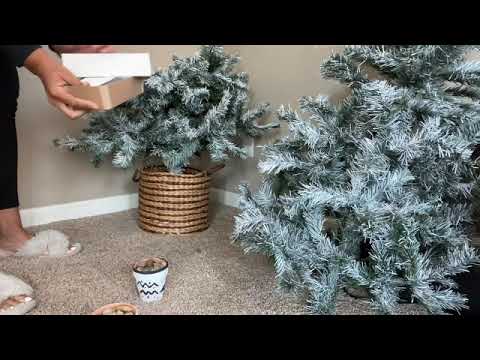 DIY Christmas tree flocking | How to flock a Christmas tree 2020 - YouTube