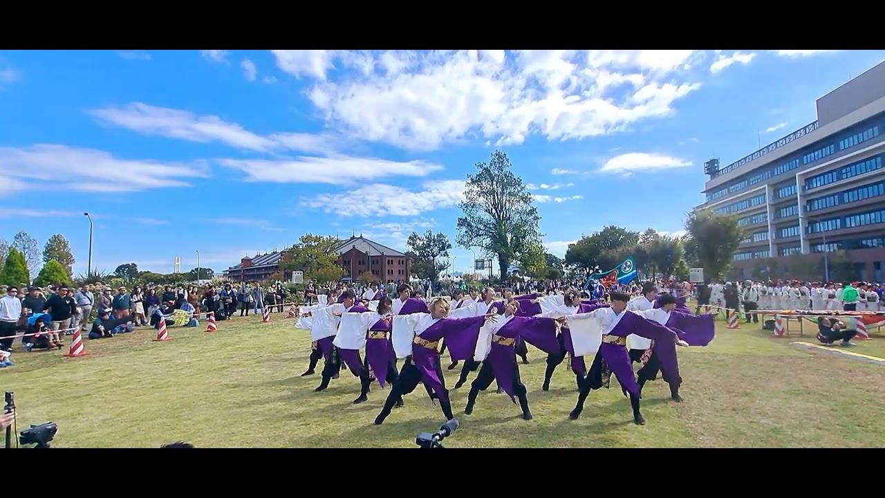 横浜よさこい 聯 赤レンガ防波堤会場 - YouTube