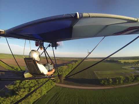 Weedhopper ultralight: Windy afternoon flight - YouTube