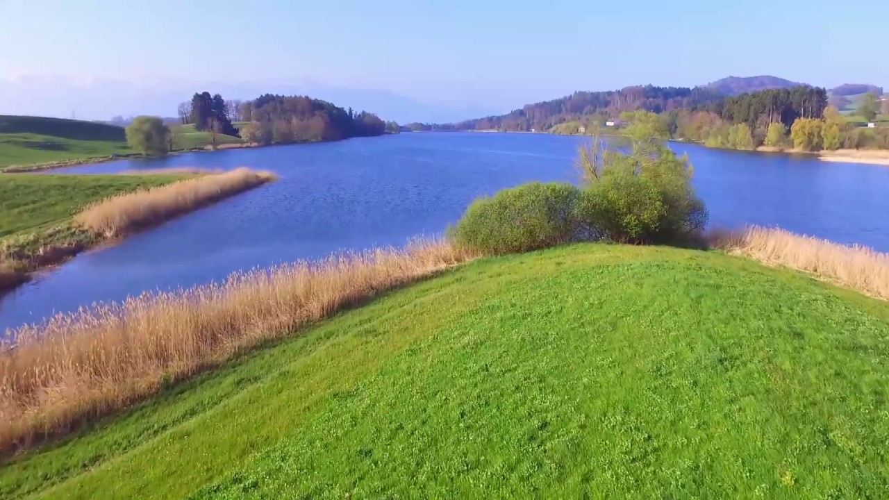 Petite sortie au lac de Bret - YouTube