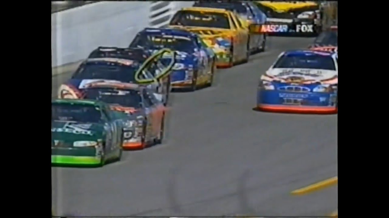 Dale Earnhardt's Run-In with Kurt Busch - 2001 Daytona 500 - YouTube