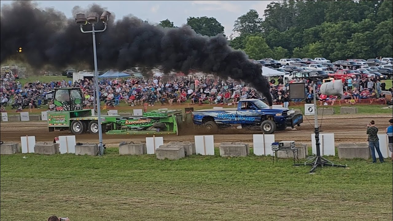 Pro Mod Diesel Embro Truck pull 2023 - YouTube