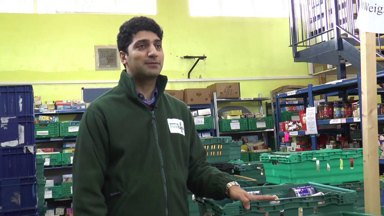 Yule Help Visits Middlesbrough Foodbank - Part 1 - YouTube