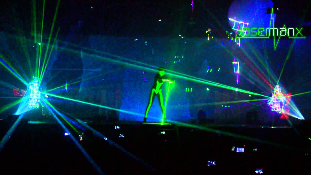 LaserGirl with 2 Mirror Dancers by Laserman X - YouTube