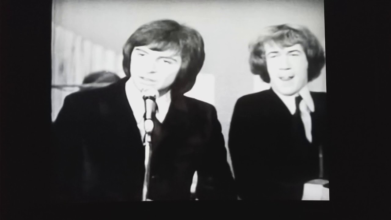 Archive Les Charlots février 1970 - YouTube