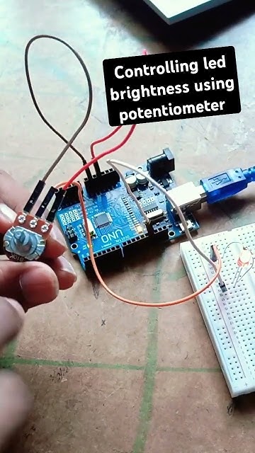 controlling led using potentiometer #arduino #youtubeshorts #youtubecontent - YouTube