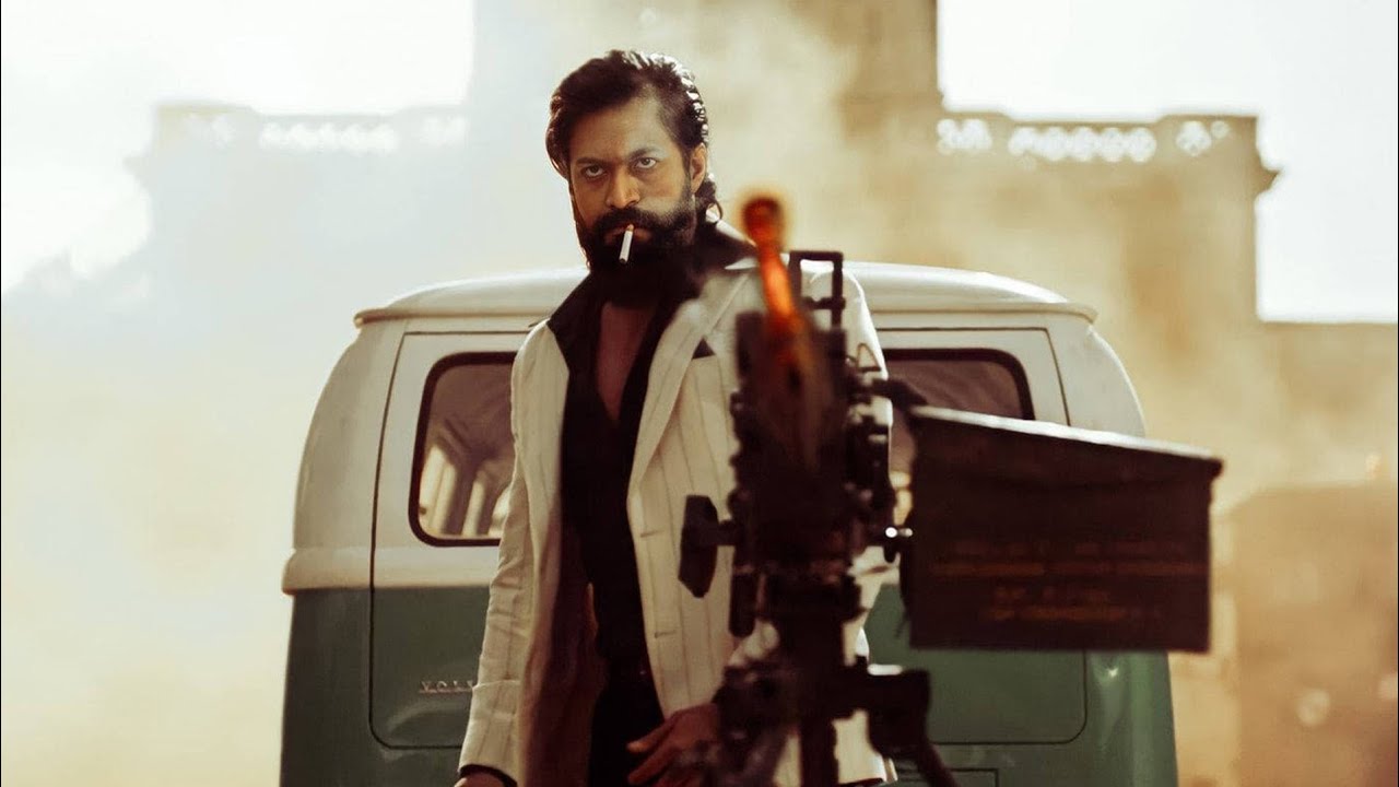The Badi Maa scene | kgf chapter 2 | rocking star yash - YouTube