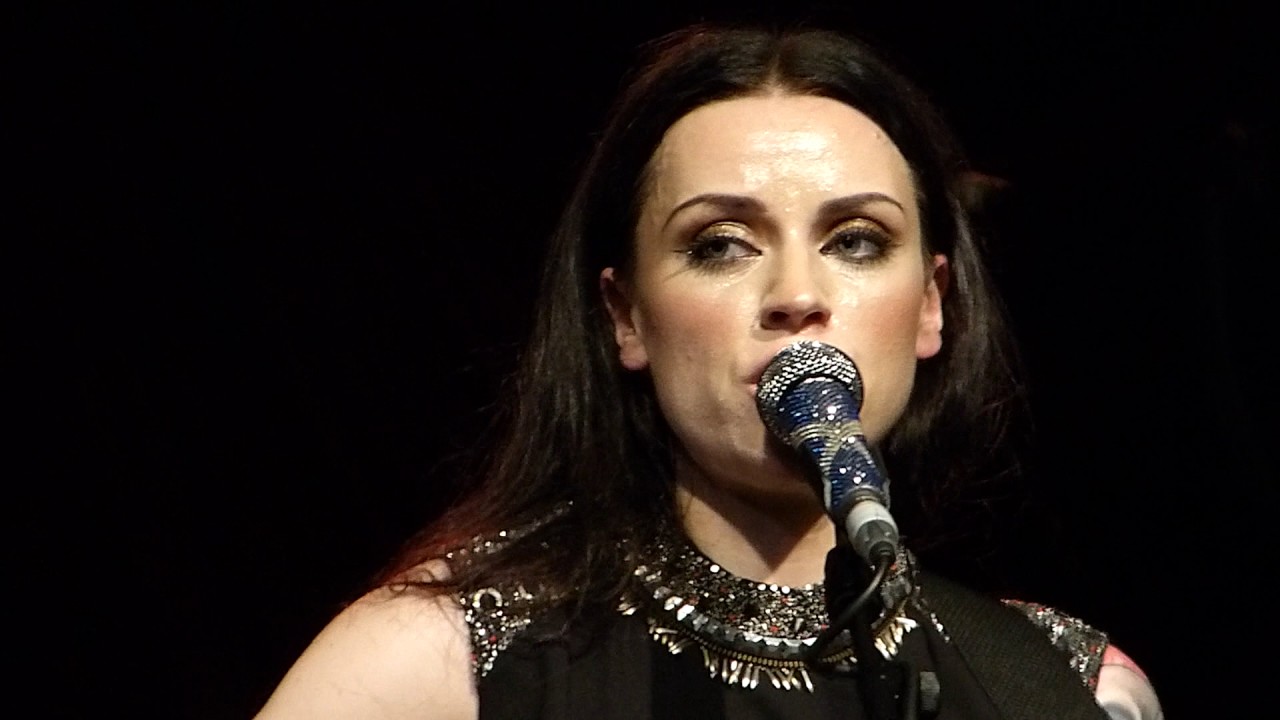 Amy MacDonald - This Is The Life (HD) live in München, Munich ...