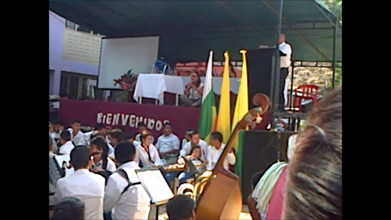 RECONOCIMIENTO A MARISOL MANRIQUE ENTREGA DE VIVIENDAS - YouTube