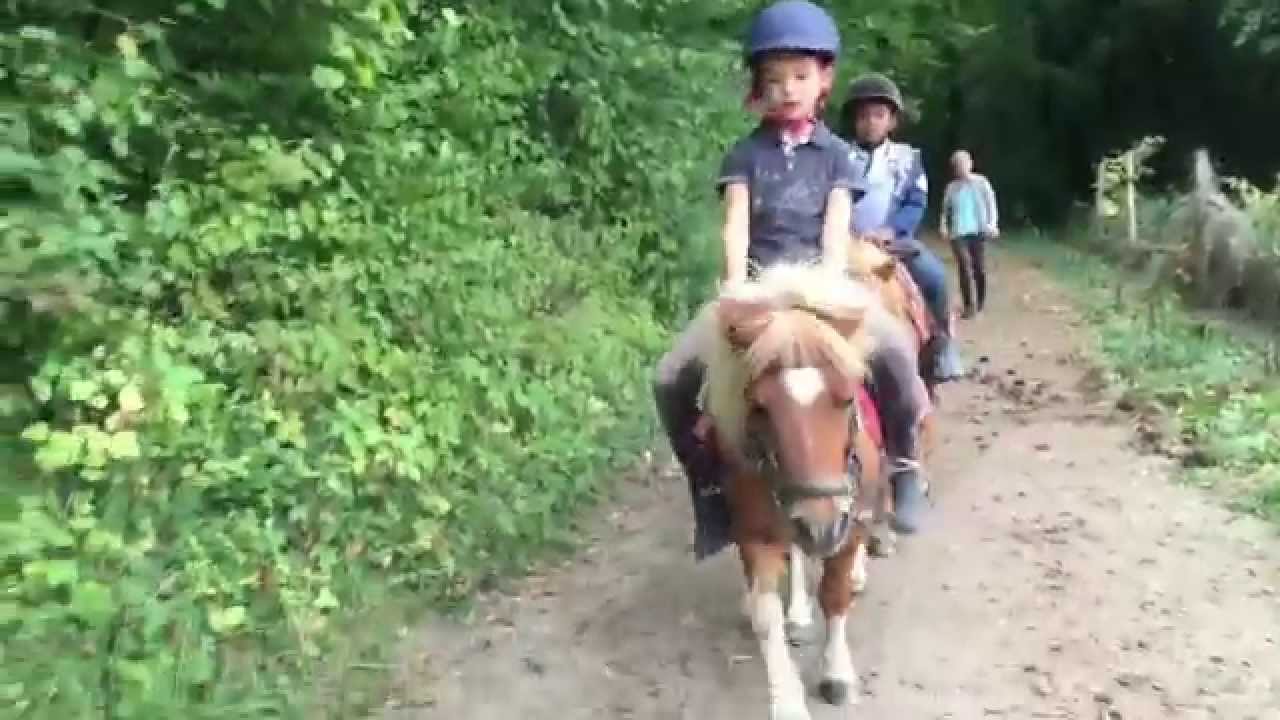 Poney Club St Gervais - YouTube
