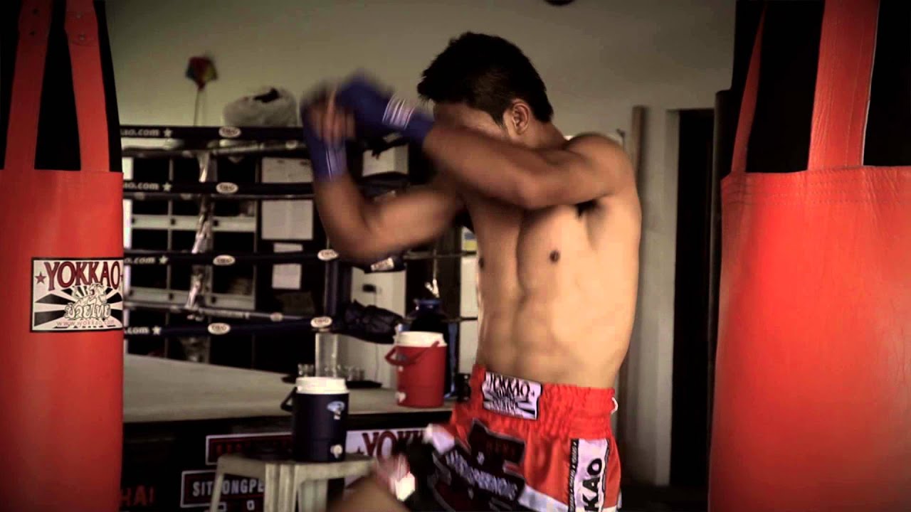 Kem Sitsongpeenong POWER TRAINING for Yokkao Extreme 2013 ...