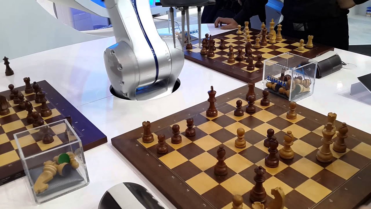 Chess Robot - YouTube